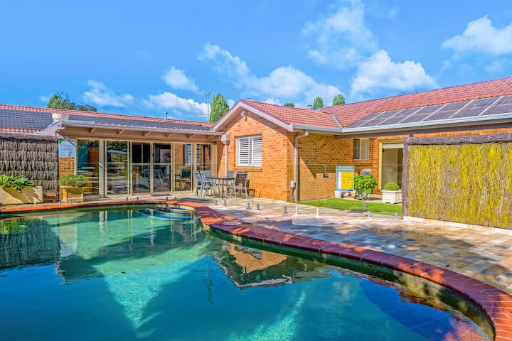 Pool & Firepit, Family & Pet Friendly - Bowral