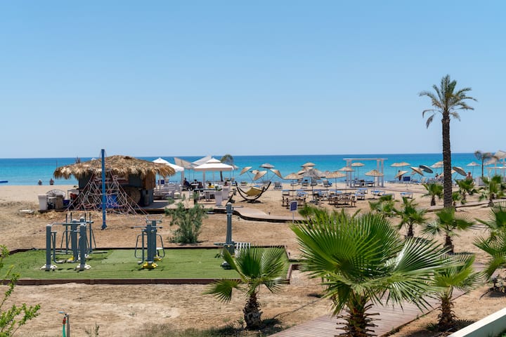 АПАРТАМЕНТЫ НА БЕРЕГУ МОРЯ, КОМПЛЕКС Caesar Beach - Богаз