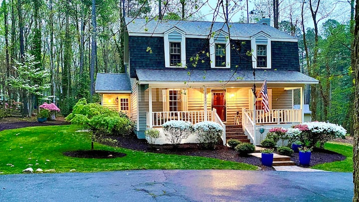 Cozy 3 Bedroom 2.5 Bath Home On 1 Acre Wooded Lot - Falls Lake State Recreation Area, Wake Forest