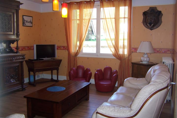 Charmante Maison De Village - Sedan