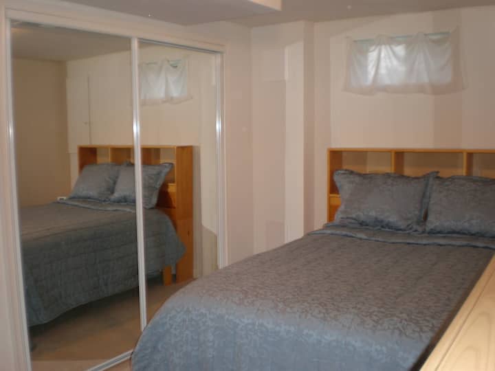 Private 1-bed Apartment-walk To Metro - Washington, D.C.