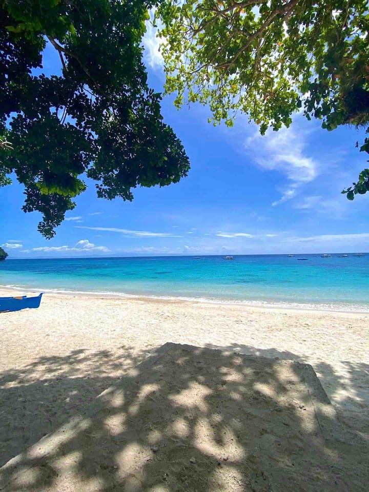 Cozy Villa With Beach Access In Samal Island - Samal