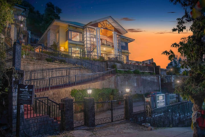 3 Bhk Studio Apartment With Living Area In Villa - Dharamshala