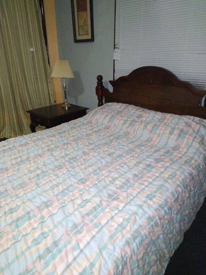 Lovely 1 Bedroom Close To Everything! - Hamilton, OH