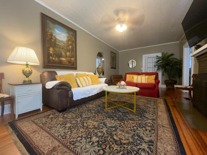 Valdosta Peaceful 4 Bedroom 2 Bath Private Home - Valdosta
