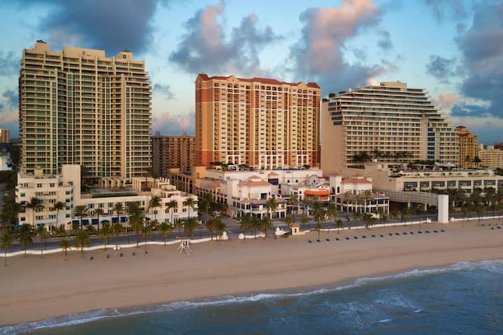 Beach Place Towers Fort Lauderdale Beach Studio - Fort Lauderdale, FL