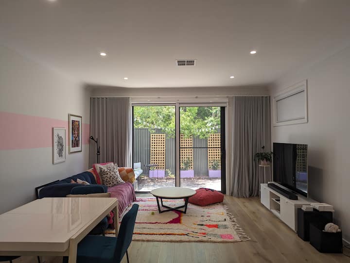Colourful, Comfortable, Creative - Walkerville