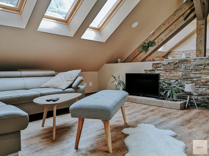 4. Unique 2-bedroom Apt. In Bovec Historic Centre - Bovec