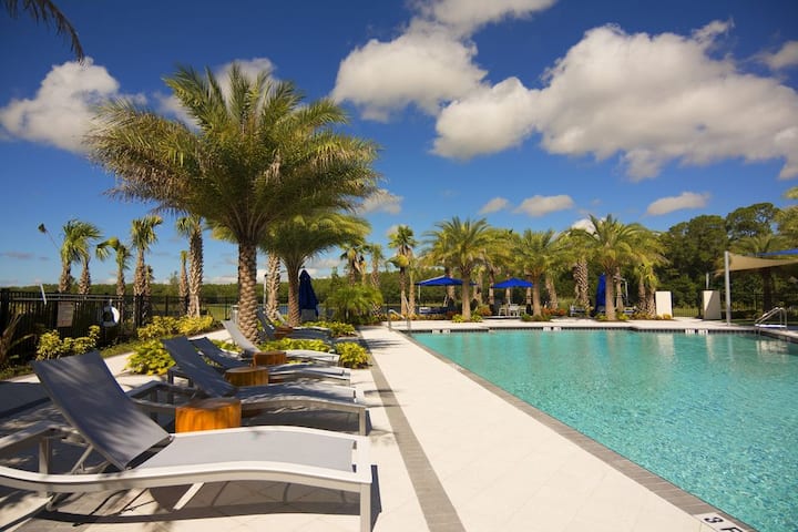 Private Pool & Resort Amenities In Sonoma Resort - Kissimmee