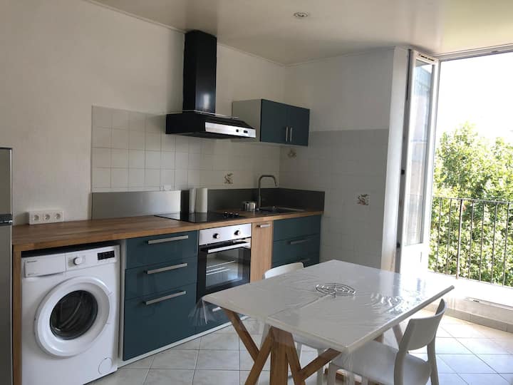 Appartement Vue Mer Avec Balcon à Saint Joseph - Bastia