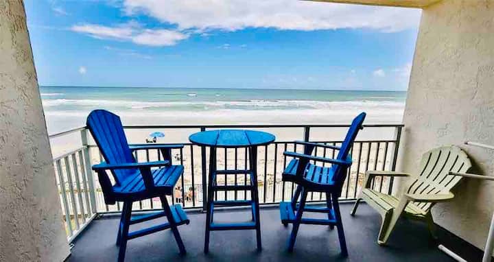 Oceanfront Family Comfort ~Prime Late Summer Dates - New Smyrna Beach, FL