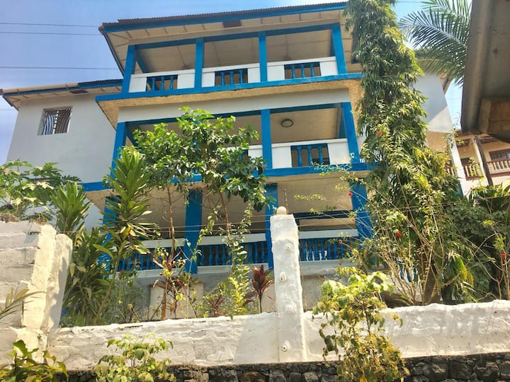 Yaffie Guest House (1st Floor) - Freetown