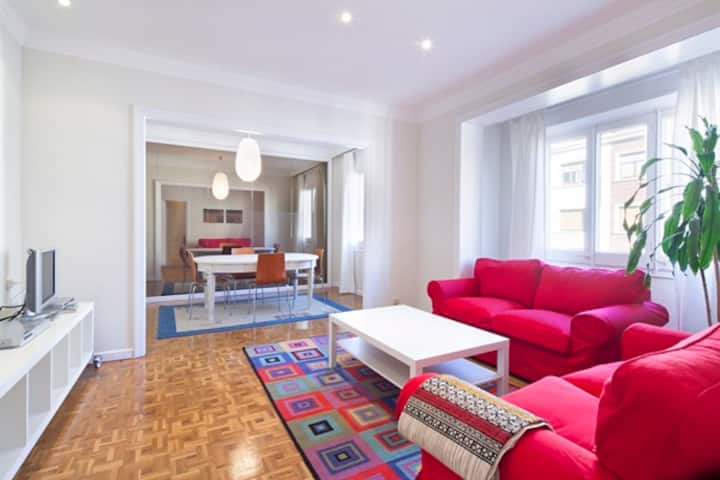 Quiet & Spacious 3b/room Apartment Hutb000110-69 - 巴塞隆拿