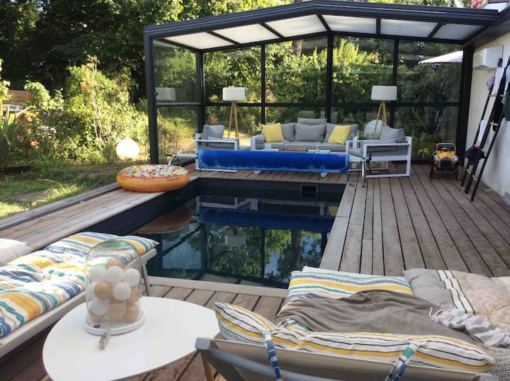 Portes Bordeaux: Lit Queen Size +Piscine .Couverte - Villenave-d'Ornon