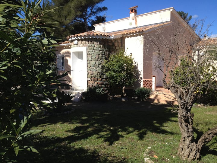 Villa à 100 M De La Mer - Fréjus