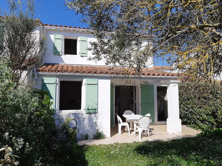 Jolie Maison Pour 4 Personnes Proche De La Mer - Ars-en-Ré