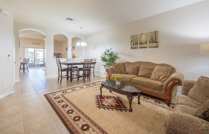 Disney World Is 10 Minutes Away - Vacation Resort - Celebration, FL