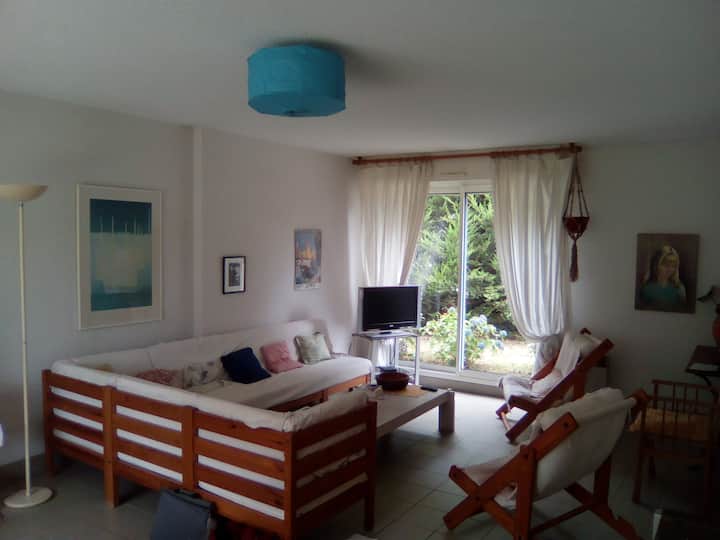 Maison Bretonne Avec Jardin Proche De La Plage - Fouesnant