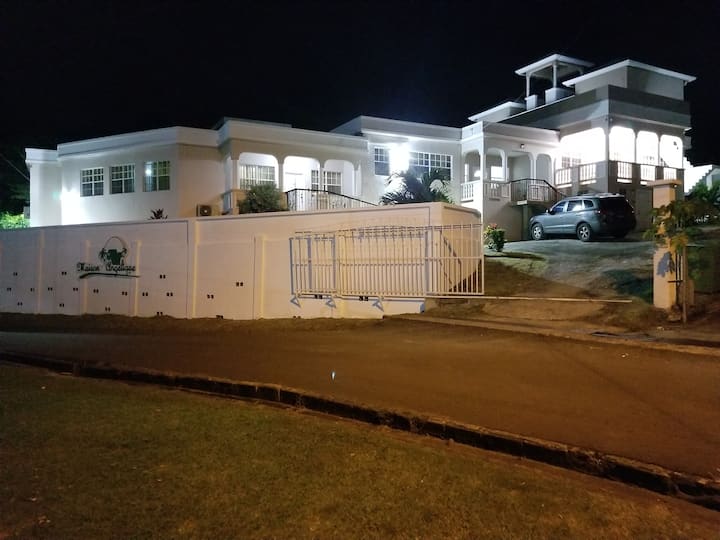 Maison Angelique Suite #3(slp 4) 2q/bed Rodney Bay - Saint Lucia