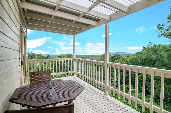 Art House | Treetop Views Near Brunswick Heads - Ocean Shores
