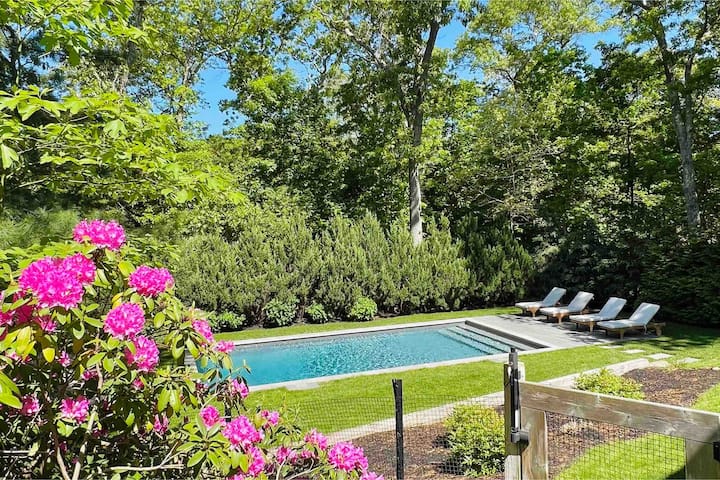 Chic East Hampton Retreat W/new Pool And Fire Pit! - East Hampton, NY