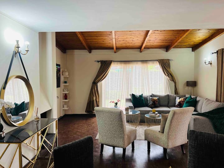 Delux Manor - Harare