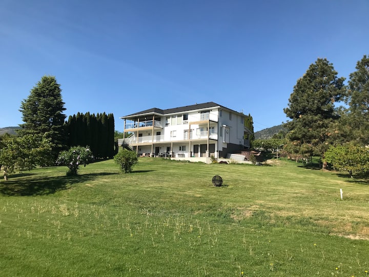 1 Bedroom Suite With Okanagan Lake Views - Penticton