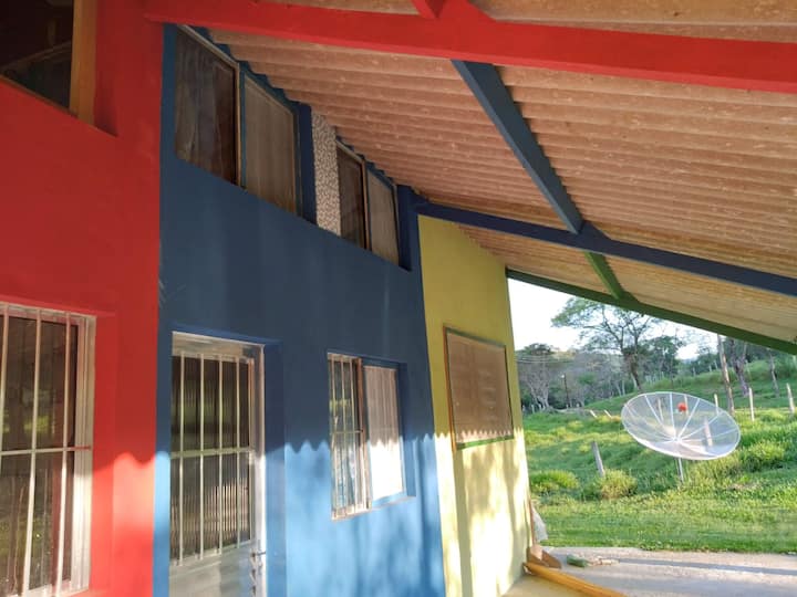 Celeiro Azul - Guararema