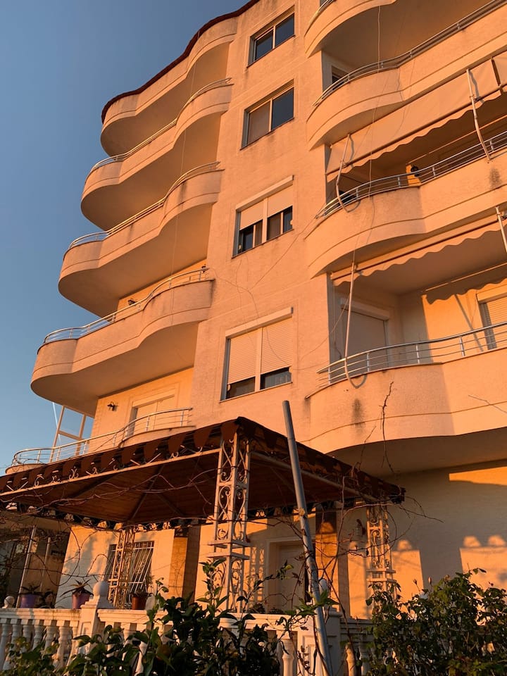 Private, Relaxing & Peaceful Luxury Mansion! - Tirana