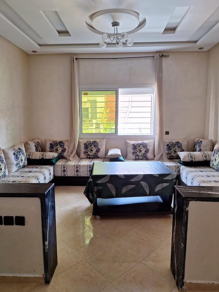 Grand Appartement 
Avec Extérieur à 5mn
De La Mer - Kénitra