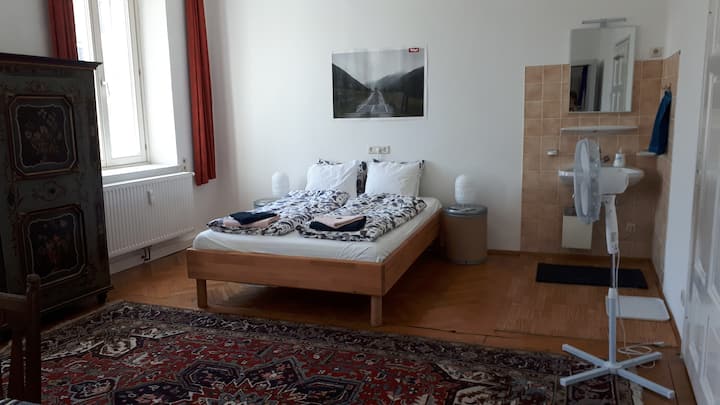3 Bedrooms Right In The Heart Of Innsbruck - Hall in Tirol