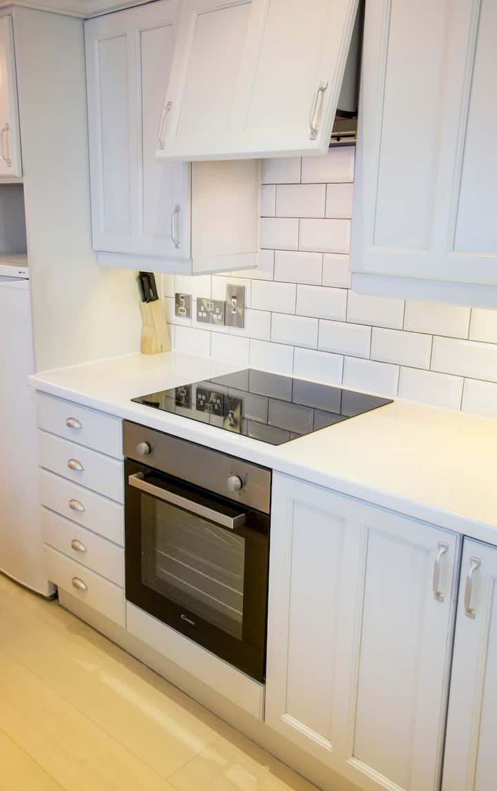 Traditional Townhouse Sleeps 8 - Belfast
