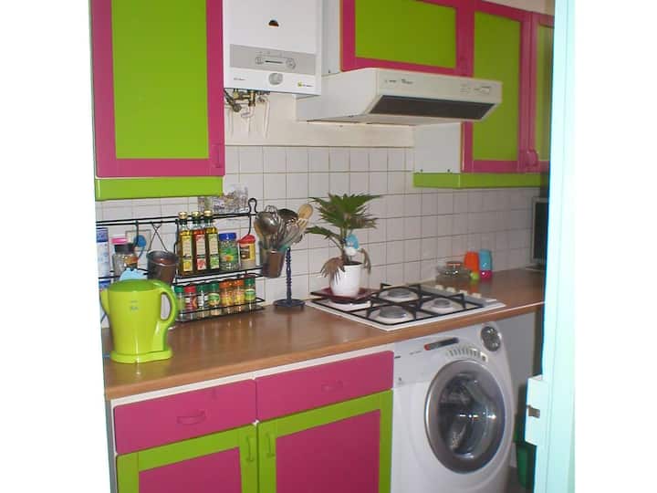 Spacious Apartment In Central Location Phung Tuan - Uông Bí