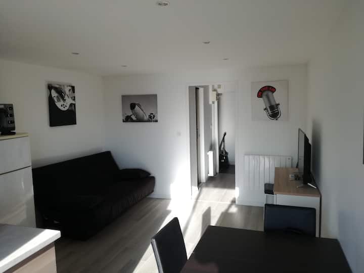 Beau Studio Cabine - 4 Couchages - Parking Privé - Pérols