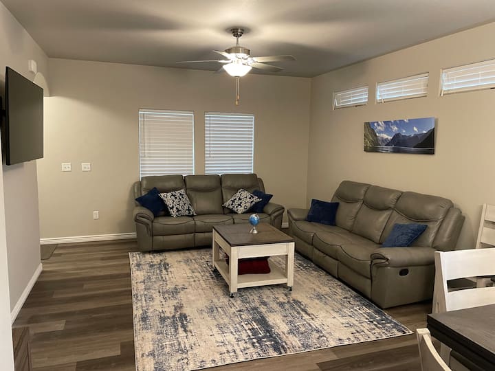 Twin Falls Family Size Home - Pet Friendly - Twin Falls, ID