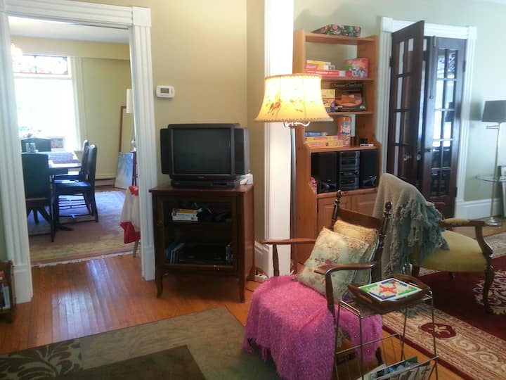 Maples Room - Berford Hill Estate - Wiarton