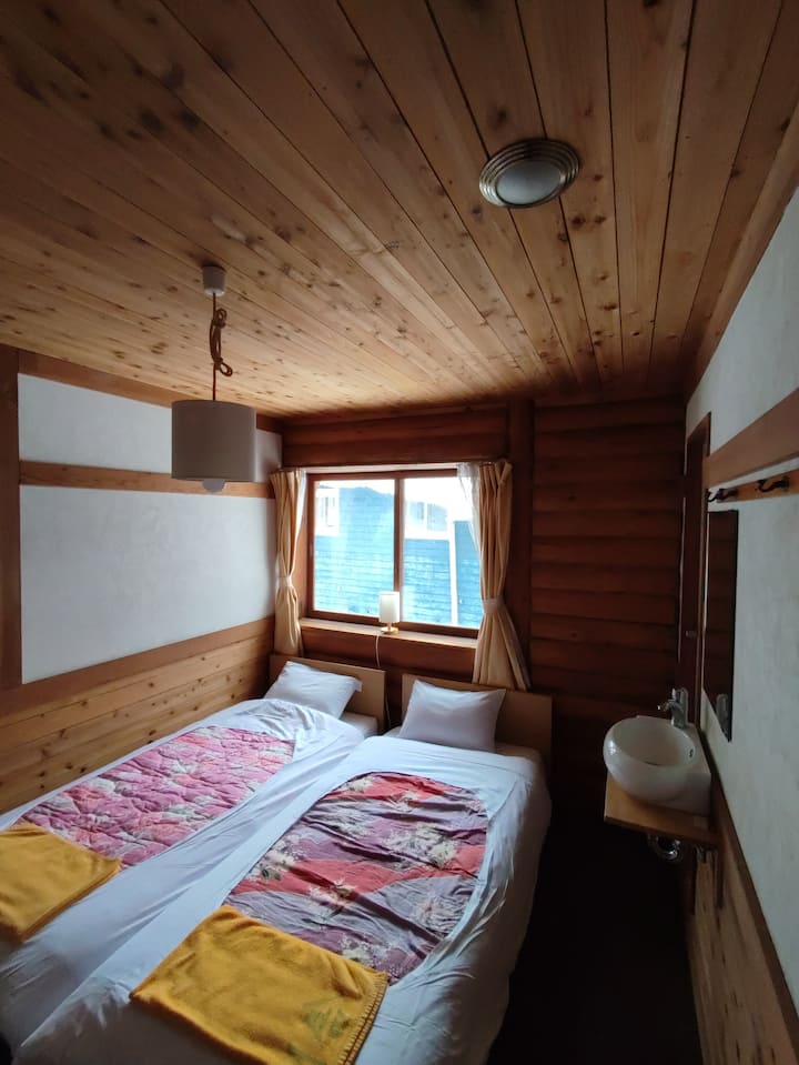 Villa - 2 Single Beds -Private Bathroom/toilet - 하쿠바무라