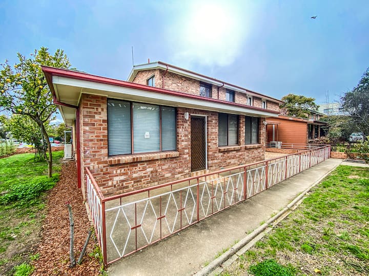 Braddon Holiday Rentals & Homes - Australian Capital Territory ...