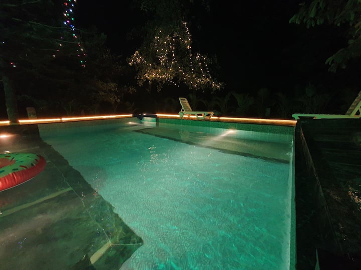 Cheerful 2 Bhk Villa With Heated Pool And Terrace - Pen