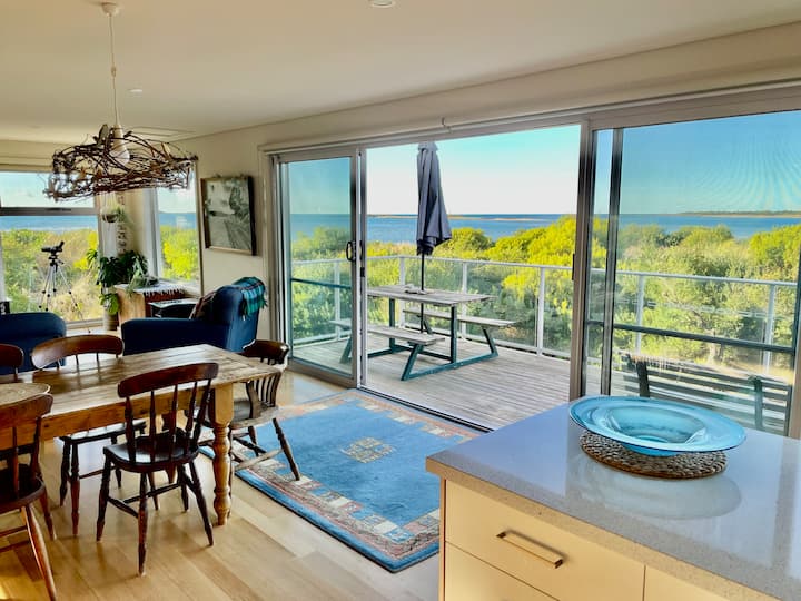 The Dunes 4 Bedrooms. Amazing Water Beach Views - Port Sorell