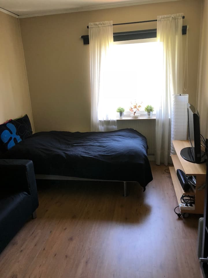 Nära City I Naturskönt Område. - Uppsala