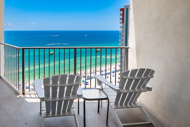 1922 Pool & Beach Views, W/2 Parking Passes, Lagoon-style Pool & Indoor Pool - Panama City Beach, FL