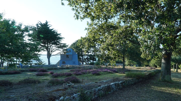Unique House On A Unique Island - Île-aux-Moines