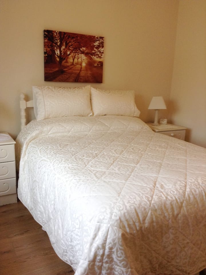 Kozy Home In Letterkenny Bedroom 2 - Letterkenny