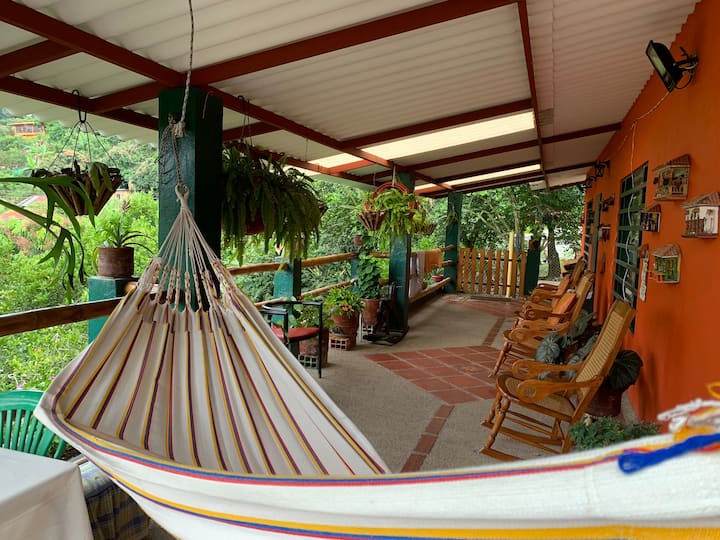 Hermosa Casa Familiar En La Mesa Cundinamarca - La Mesa