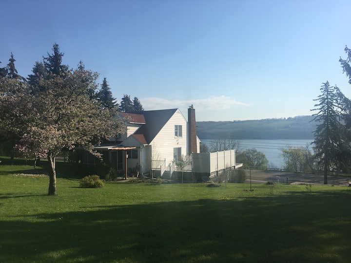 Pines Cottage Lakeview Home—watkins Glen Village - Watkins Glen, NY