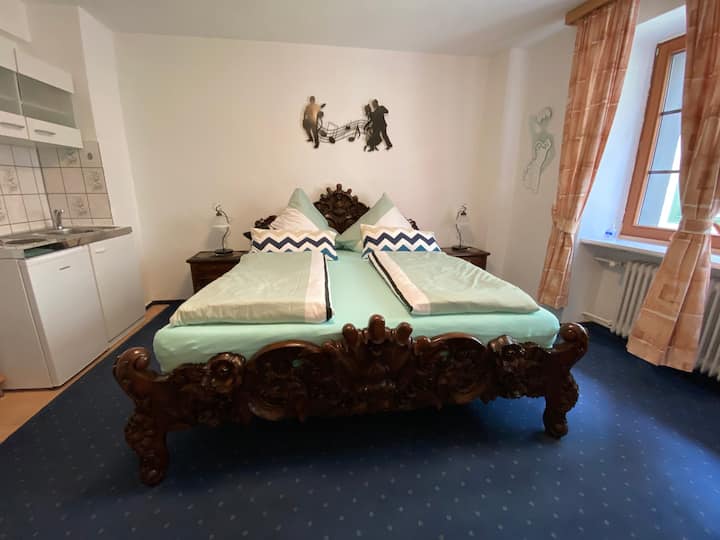 Zentrales Zimmer Mit Kochnische & Bad Ohne Frühst. - Cochem
