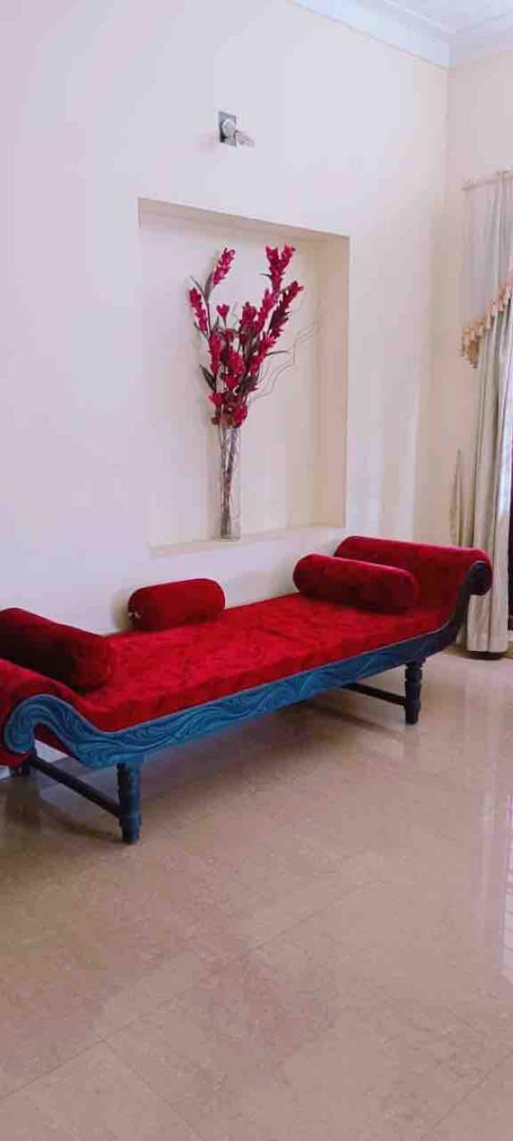 Spacious 2 Bedrooms(a/c Non A/c)attached Bathroom - Guruvayur