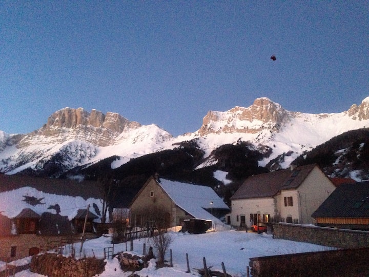 Eté Comme Hiver, Le Grand Veymont à Vos Pieds ! - Gresse-en-Vercors