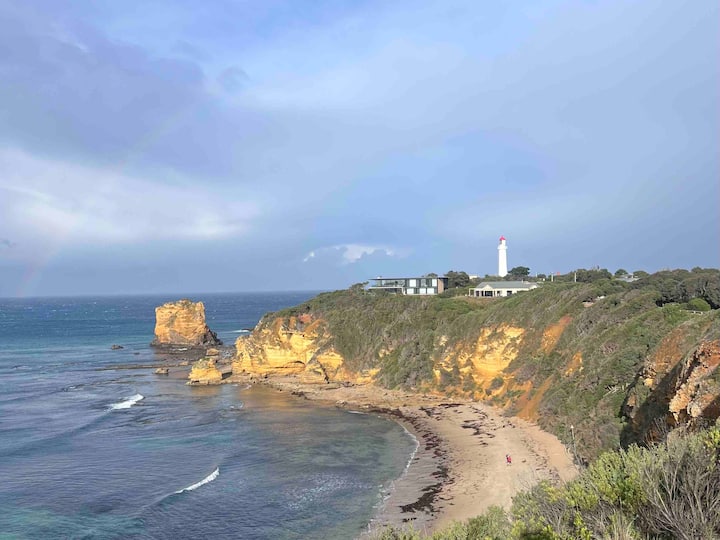 Beach House In Central Aireys Inlet. Pet Friendly - Fairhaven